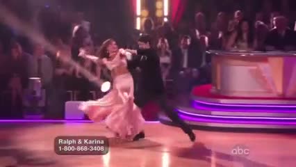 Video: Ralph Macchio en Dancing with the Stars - 08/10/2020 - Clarín.com